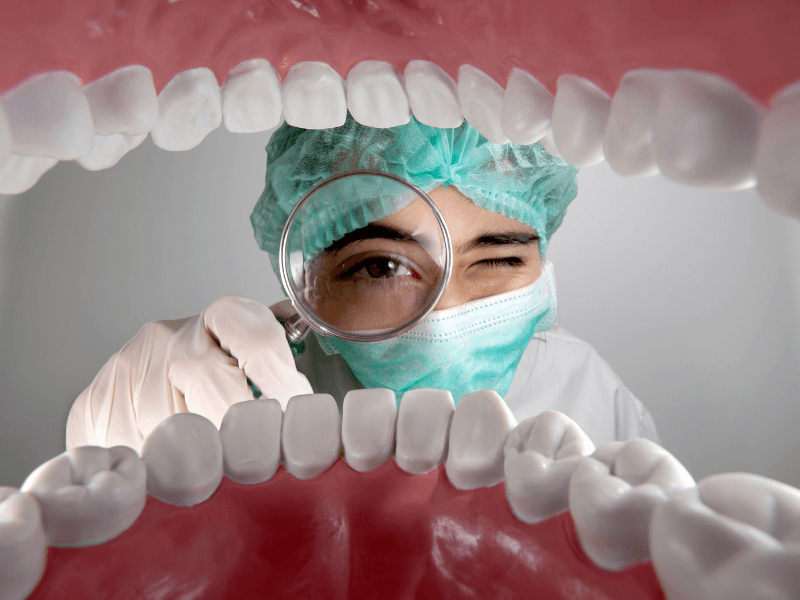 [Tổng hợp] 9 bệnh lý về răng miệng phổ biến hiện nay | Vindentist
